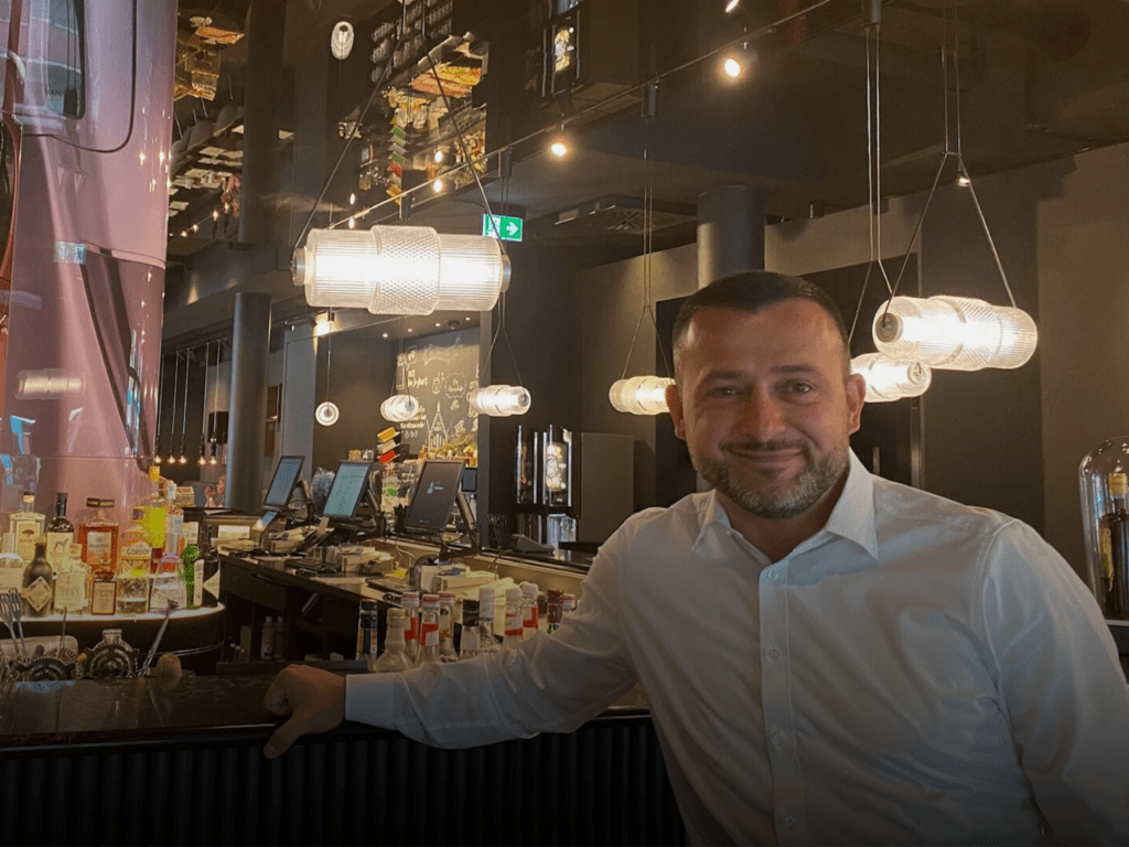 MARIJO PERIĆ: Dom u Tomislavgradu, život u Frankfurtu